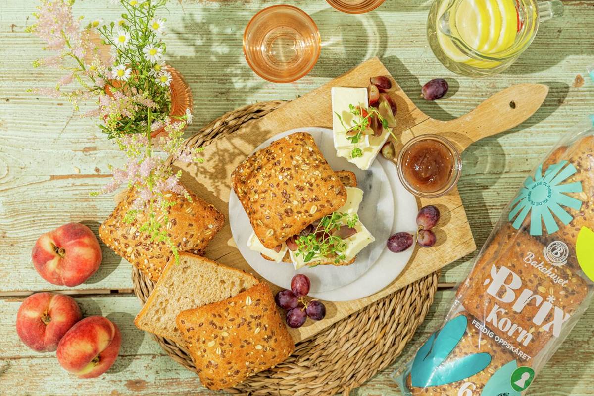 Brix med ost og druer | Bakehuset